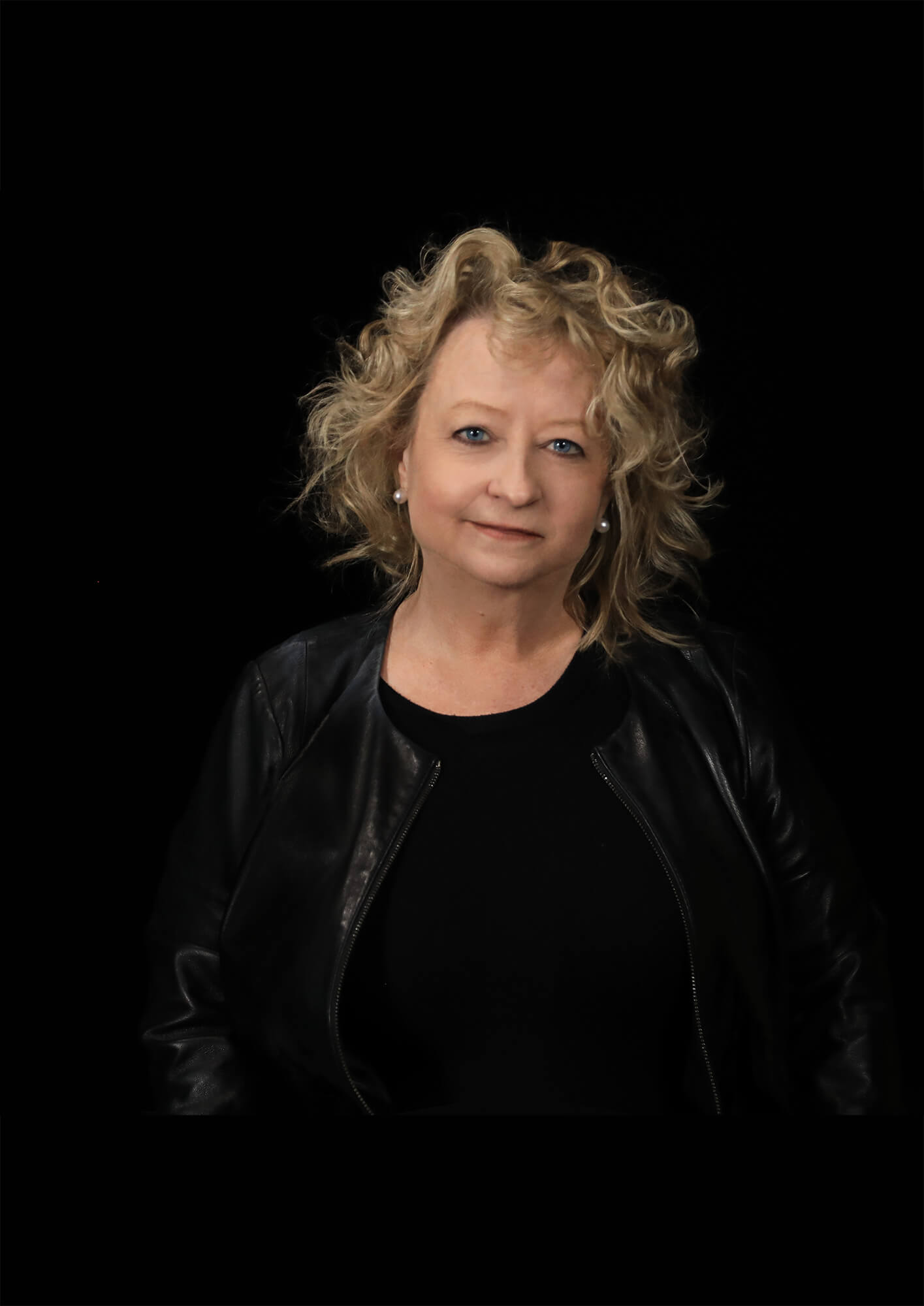 Lynn Hightower - NY Times Notable Author, London Times Bestseller